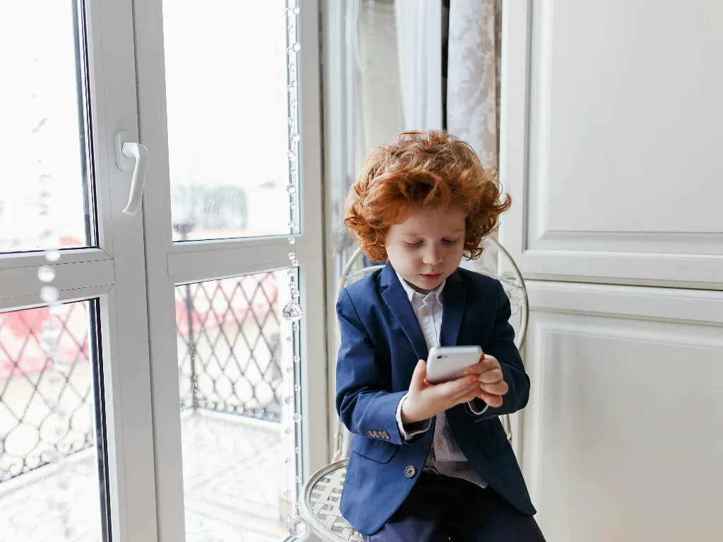 Baby Grok, l’AI di Musk per i più piccoli: cos’è e come funziona